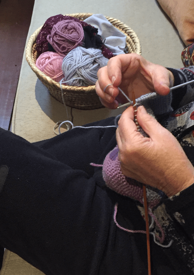 Poetry Shelf Theme Season: Twelve poems about knitting | NZ Poetry Shelf