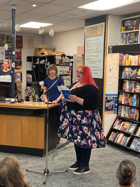 NZ Poetry Shelf | a poetry page with reviews, interviews and other things